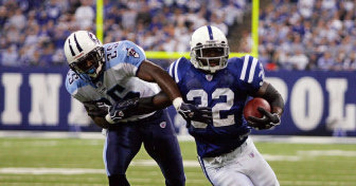 Manning, Harrison, James all reach milestones for Colts