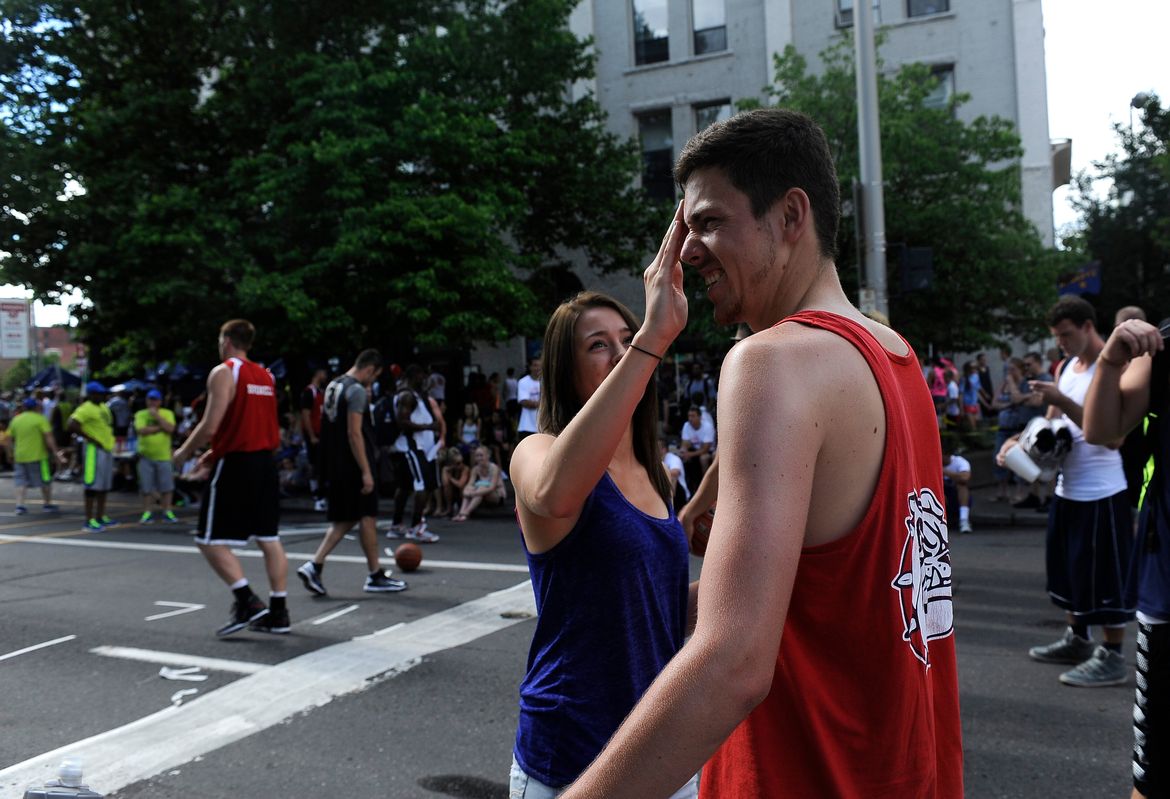 Q&A: Under the blaring sun this week? Here's how sunscreen actually ...