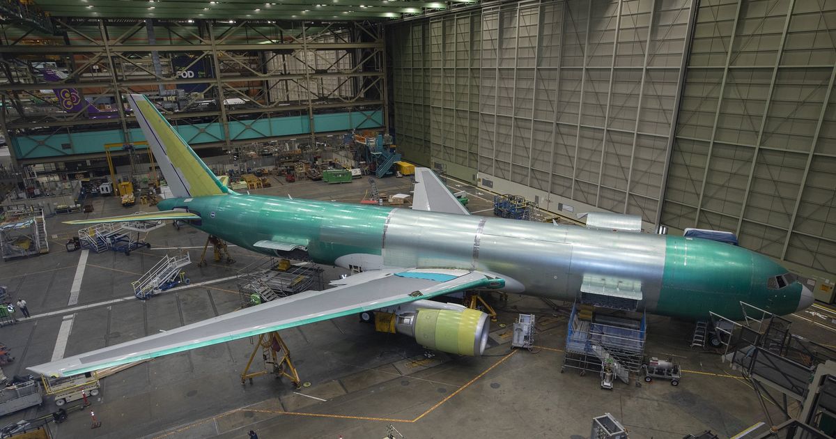 Boeing workers vote to accept contract proposal, ending strike