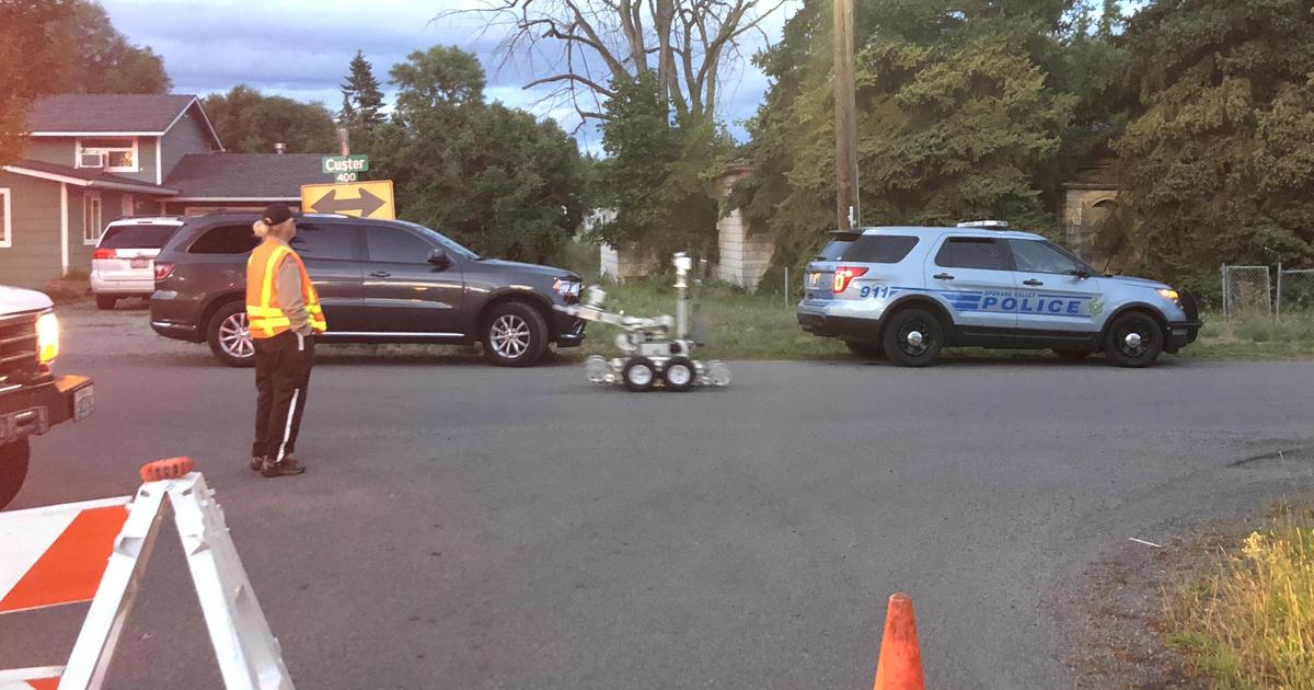 SWAT team uses robot and flash-bang grenades in Spokane Valley standoff