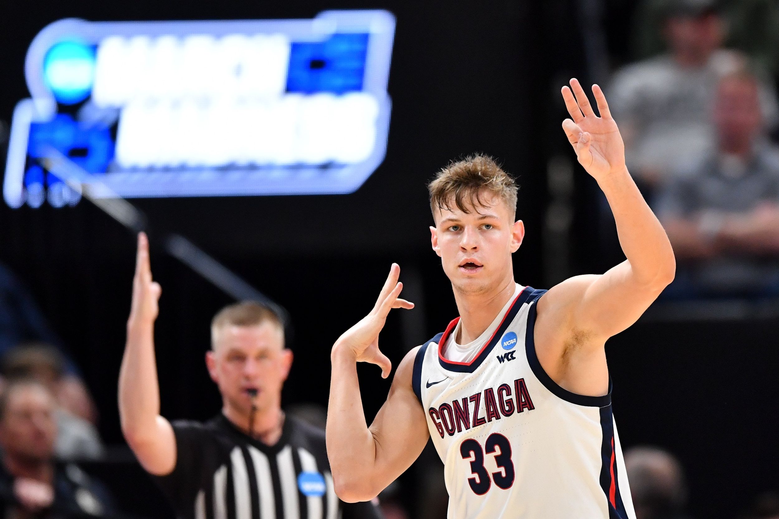 Dave Boling: With his motor and mojo, Gonzaga's Ben Gregg could wreak ...