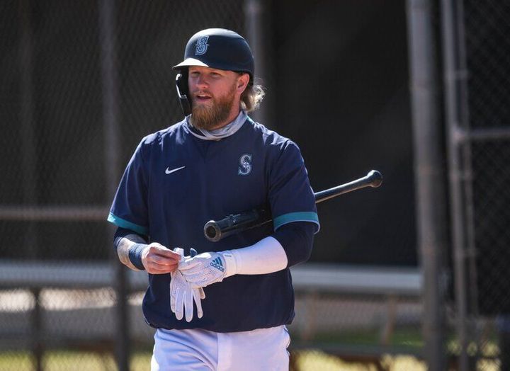 Mariners outfielder Jake Fraley isn’t letting an eye-opening ...