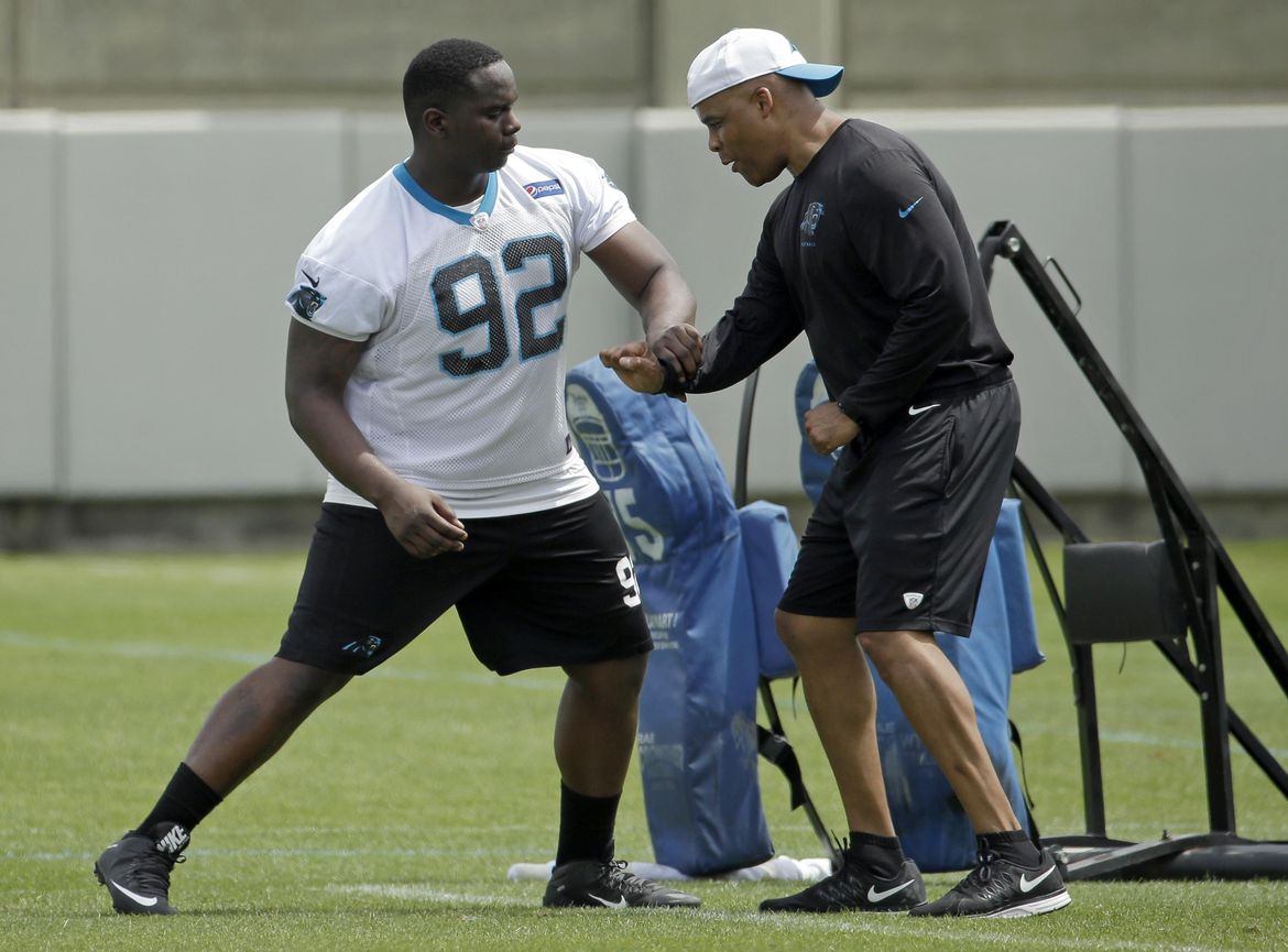 Panthers name Eric Washington new defensive coordinator