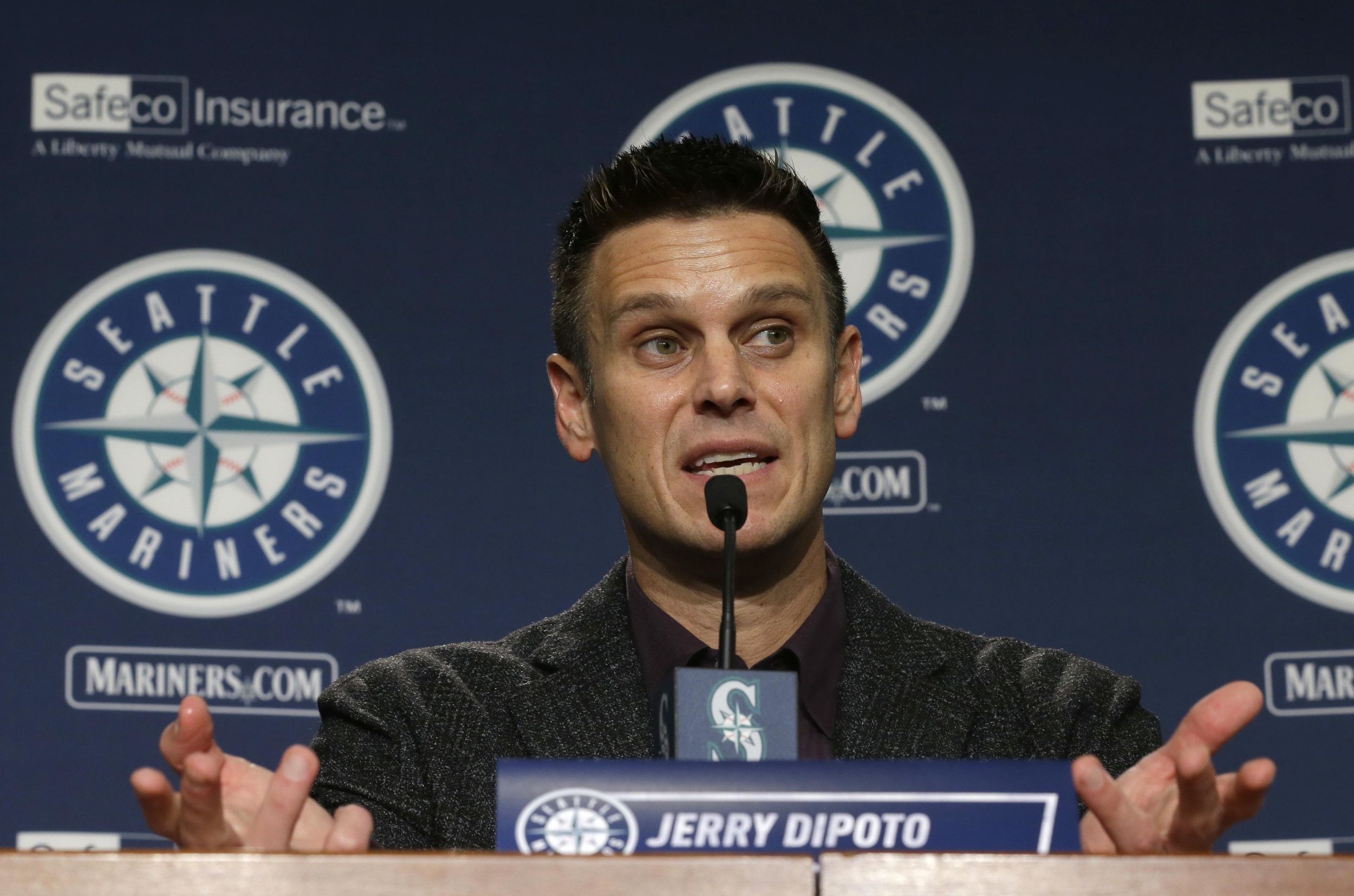 Mariners Noon Number: M’s make middle reliever centerpiece of trade