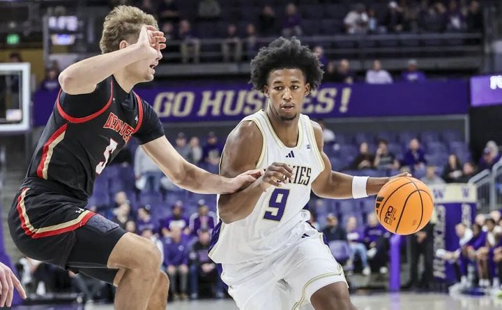 UW men's basketball holding breath on injury update on Wesley Yates