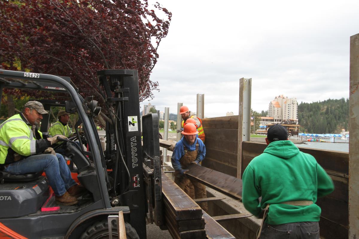 Installing Temporary Seawall | The Spokesman-Review