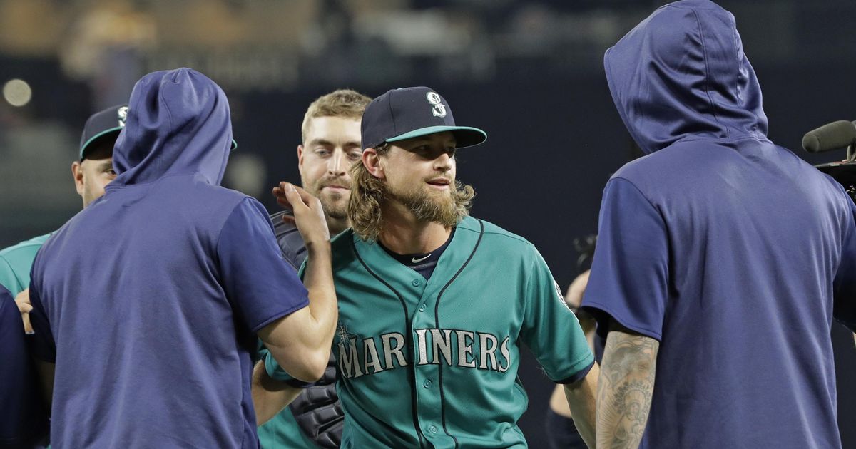 A Grip on Sports: Mike Leake nearly turned in a perfect performance in ...