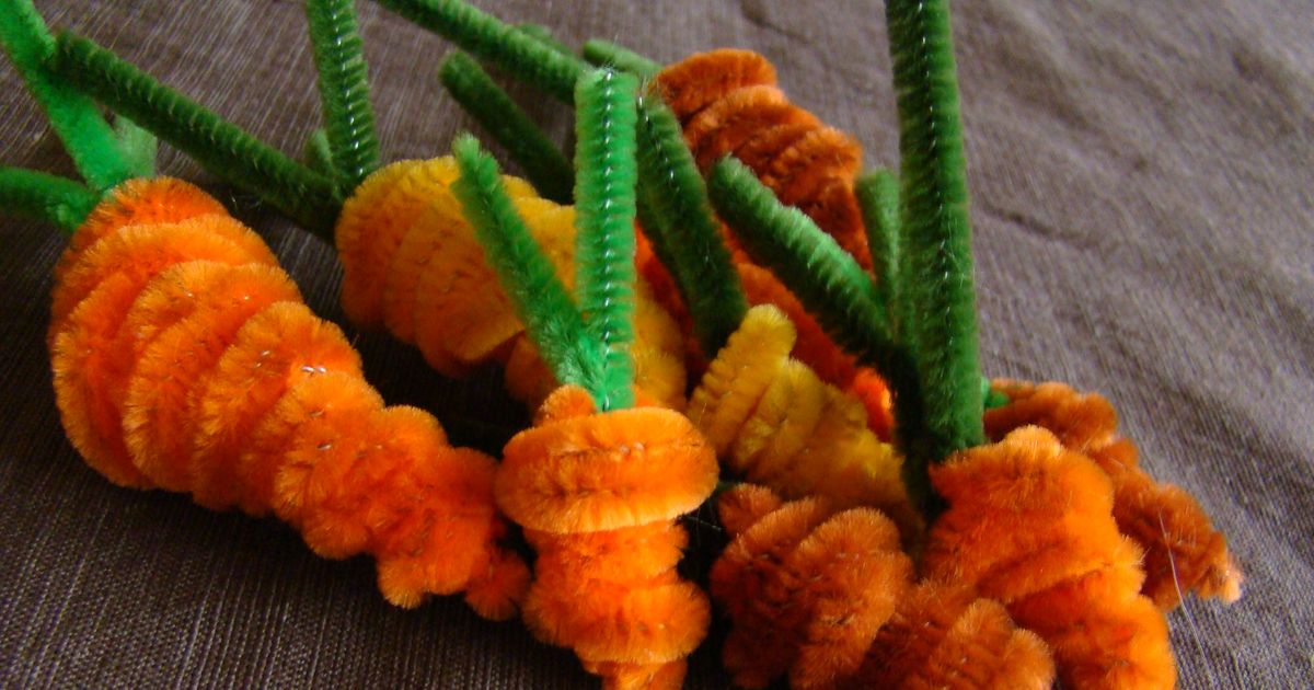 Part II of Carrot-mania! Pipe Cleaner Carrots!