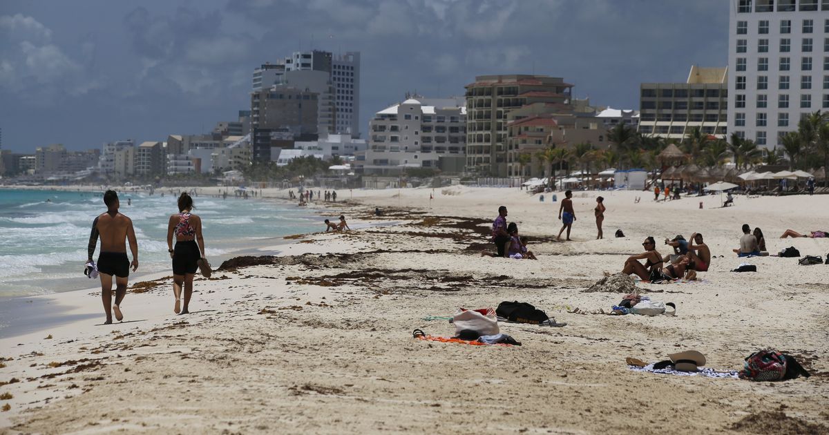 Hurricane Grace Makes Landfall Near Mexicos Tulum Temples