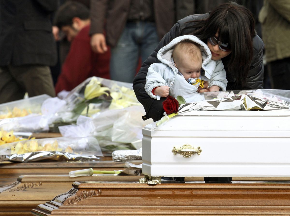 Today in photos - April 10, 2009 | The Spokesman-Review