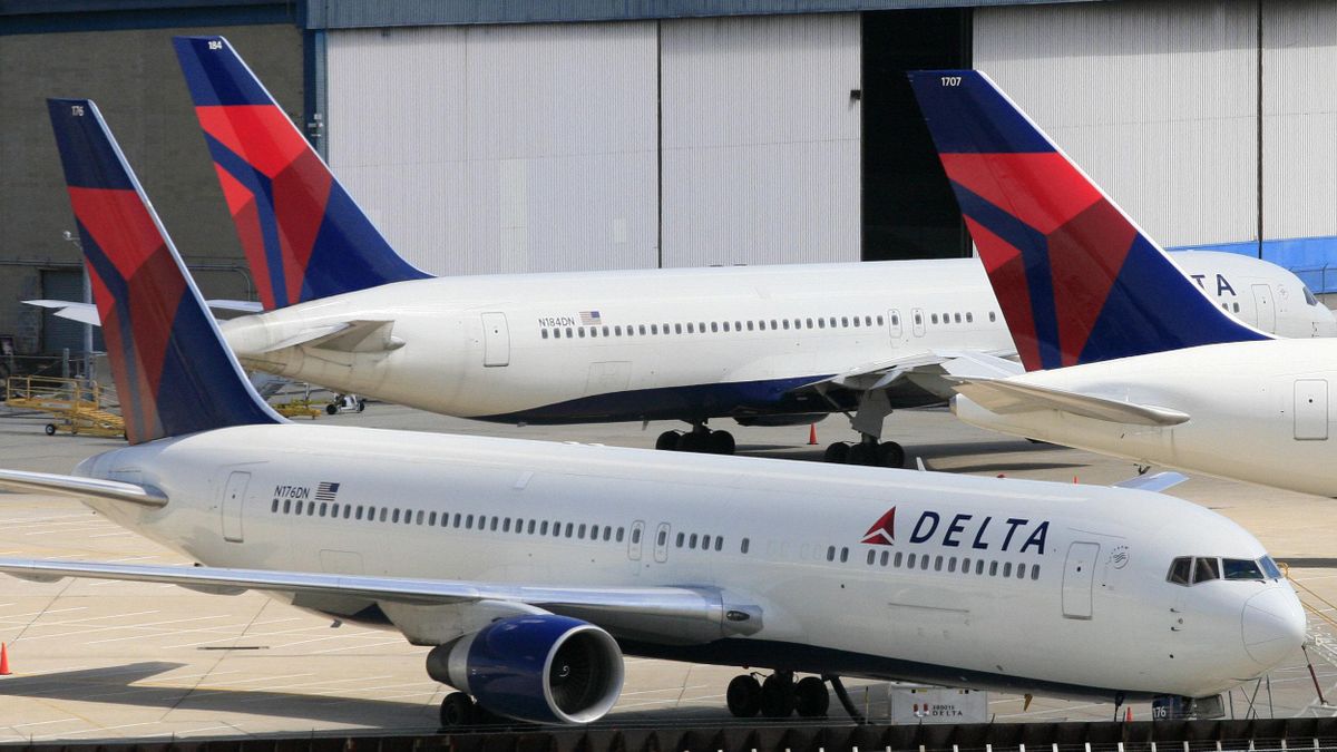 Customs clarifies policy on plane ID searches | The Spokesman-Review