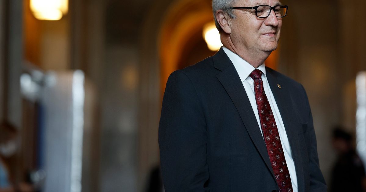 US senator’s adult son stole family’s car, causing crash that killed deputy