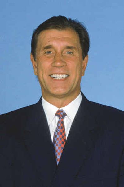 Lakers reportedly want Tomjanovich