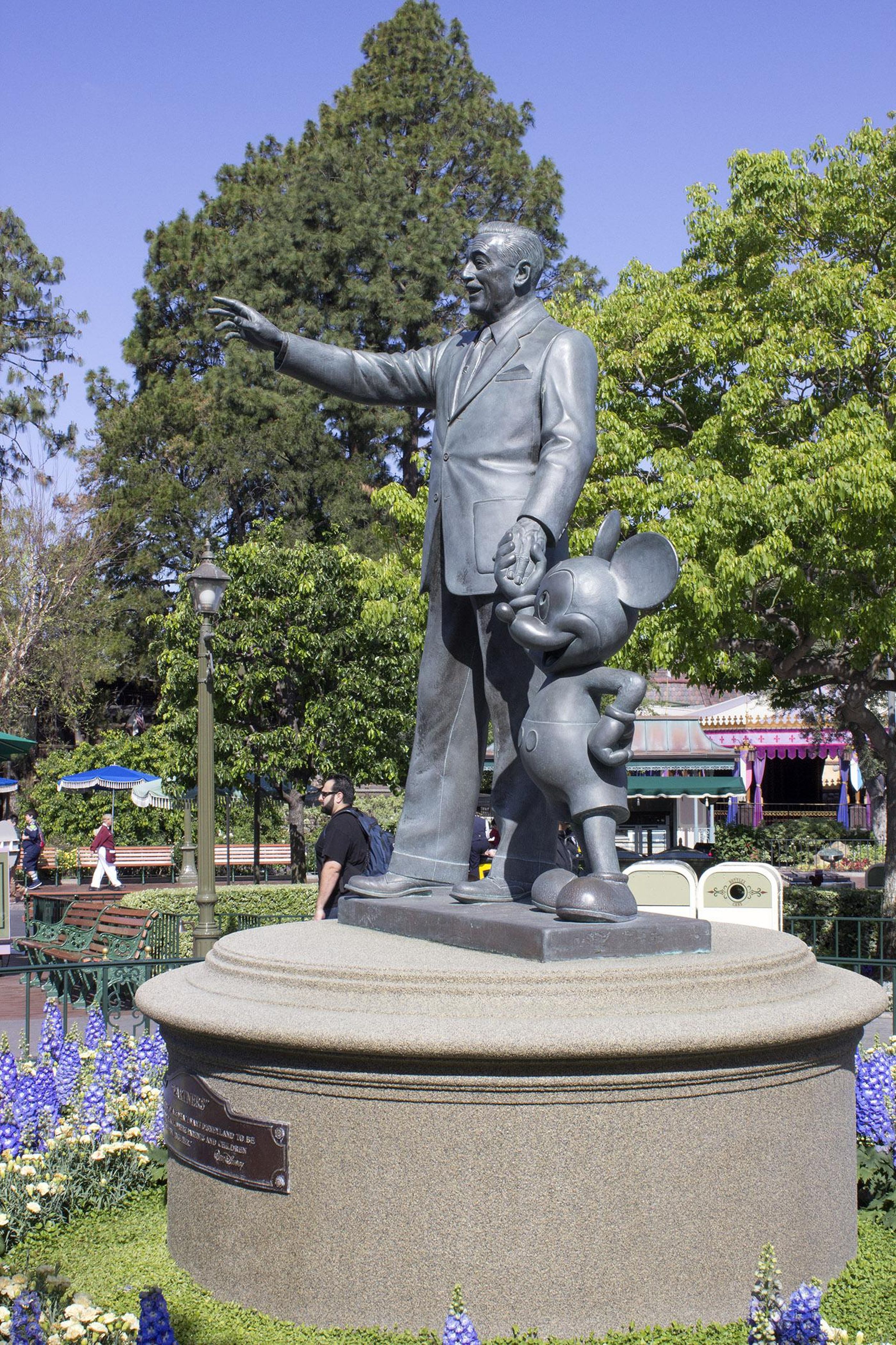 Rob Curley: At 90, Mickey Mouse still the symbol of a dream that wouldn ...