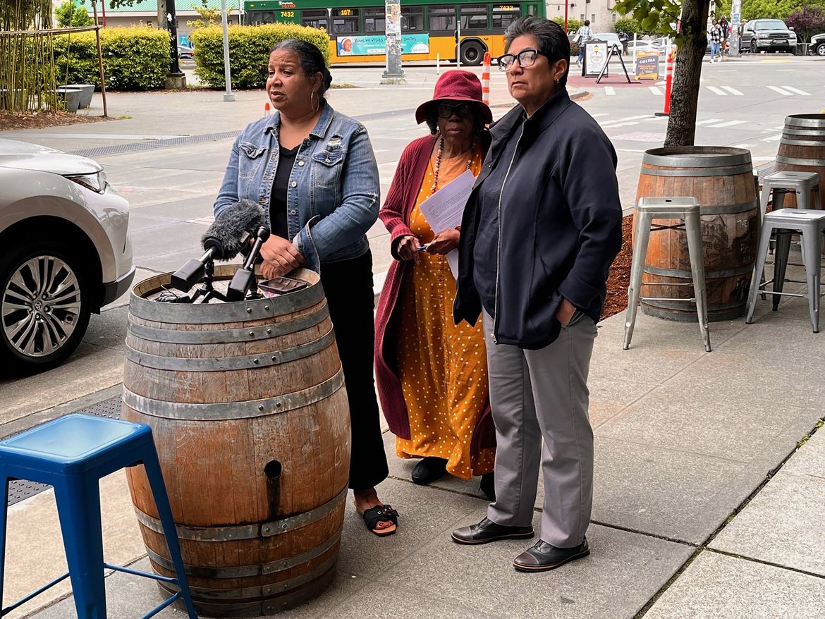Seattle police chief target of racism, 'mutiny,' community leaders say