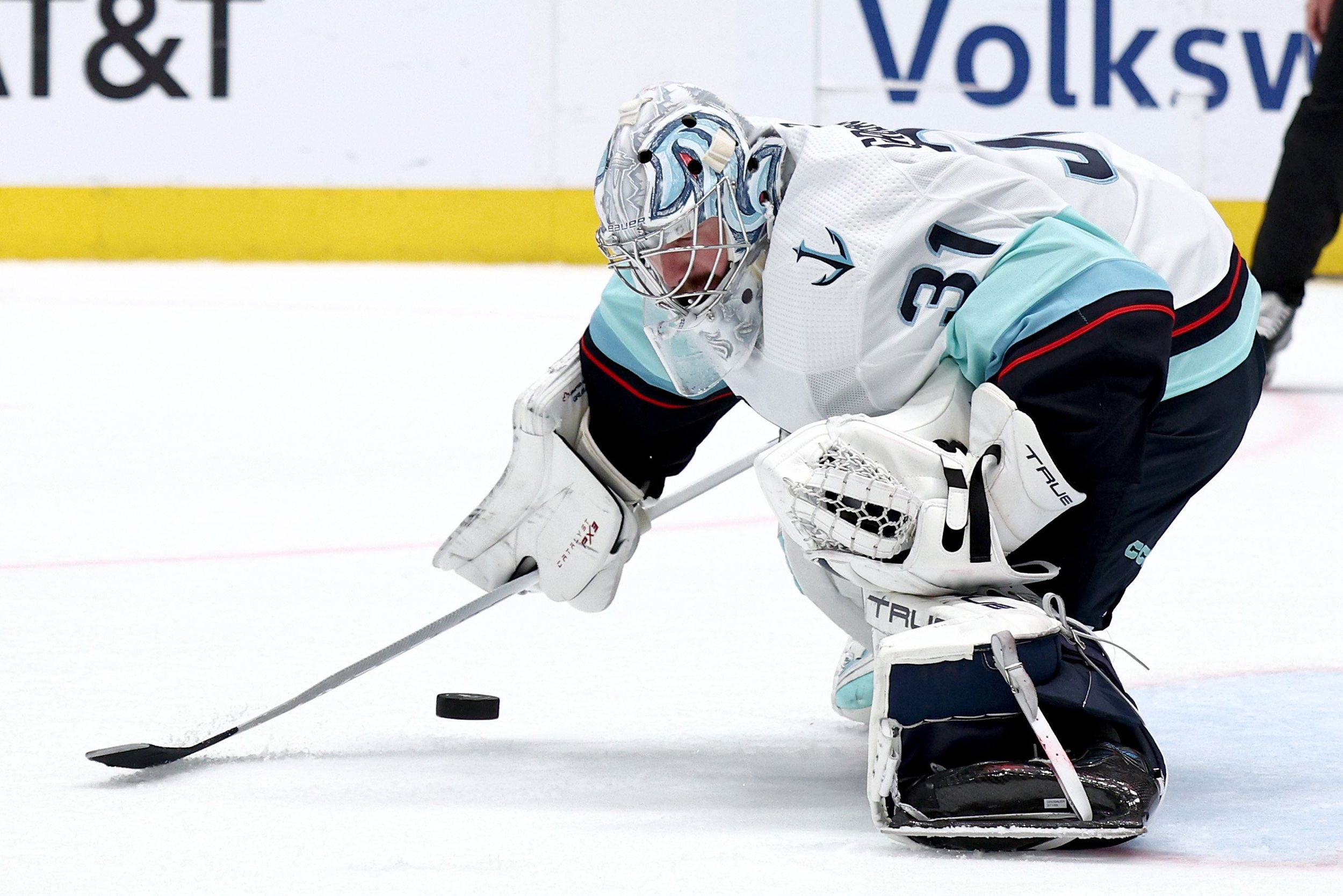 Kraken need goalie Philipp Grubauer to regain playoff form for ...