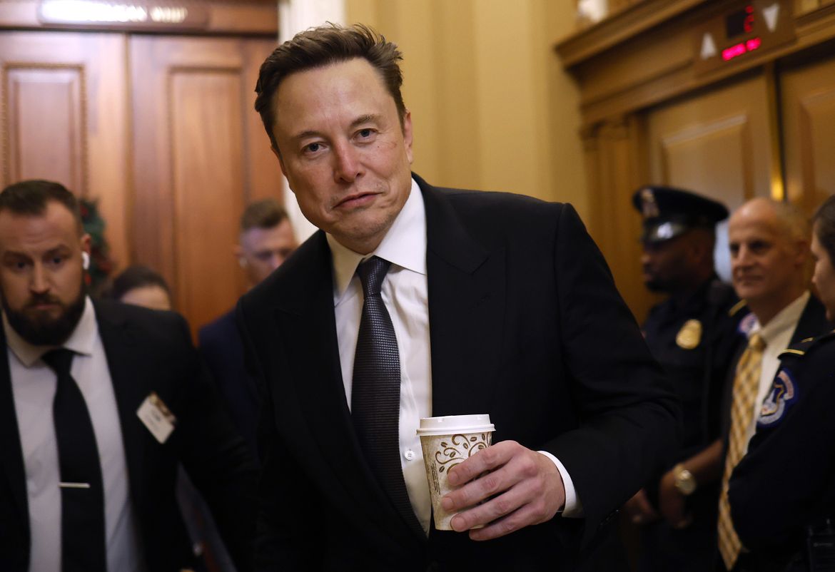 Elon Musk ignites online speculation over the meaning of a hand gesture Elon Musk ignites online speculation over the meaning of a hand gesture