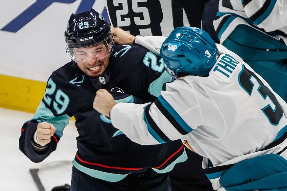 hockey players with the worst teeth