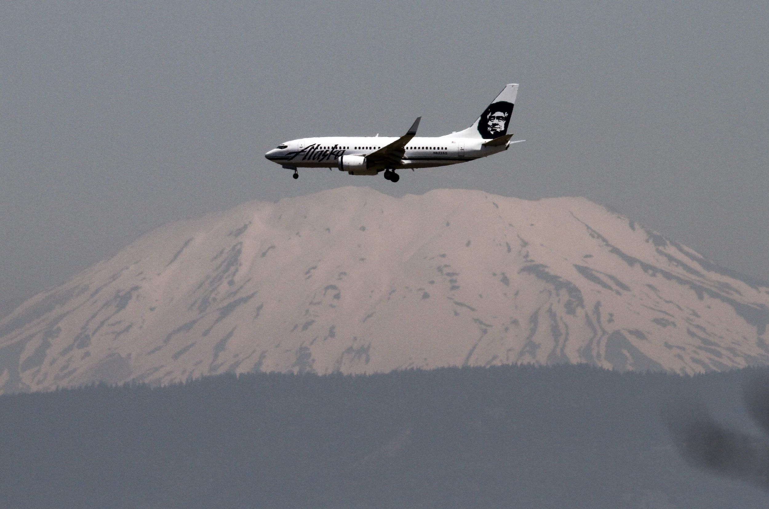 Alaska Air offers charter flight for solar eclipse viewing | The ...
