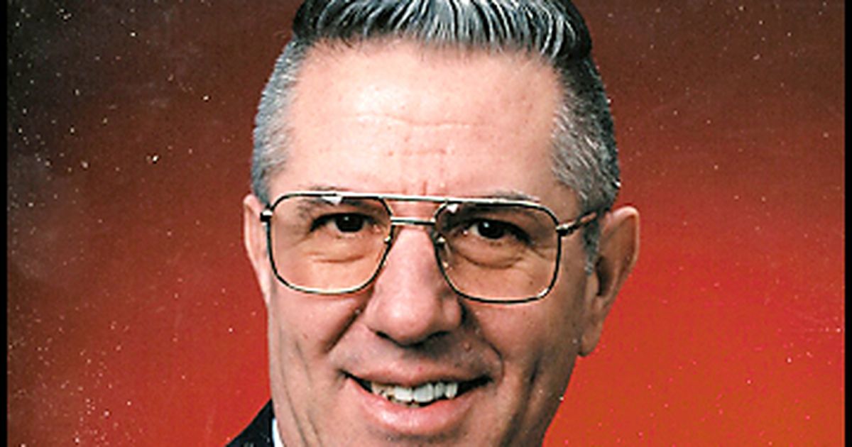 Obituary: Van Kuren, Lawson