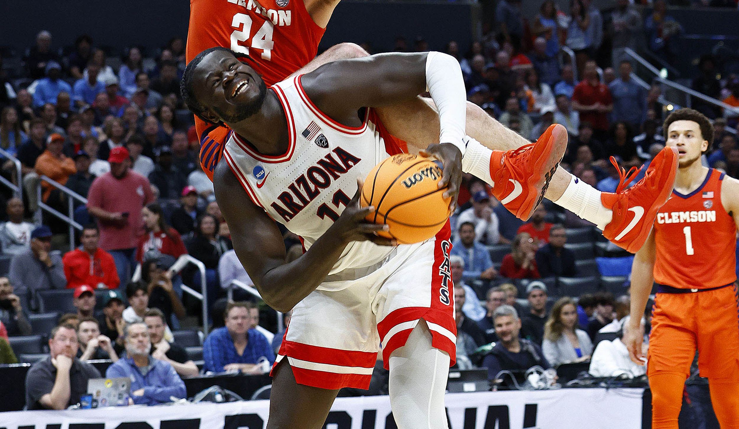 Arizona and former Gonzaga center Oumar Ballo entering transfer portal