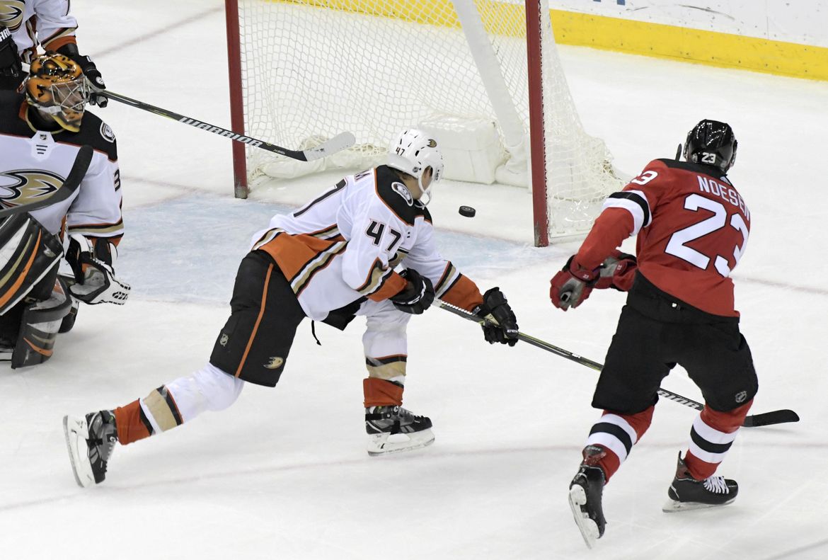 NHL Capsules: Stefan Noesen helps Devils rally past Ducks, move atop ...