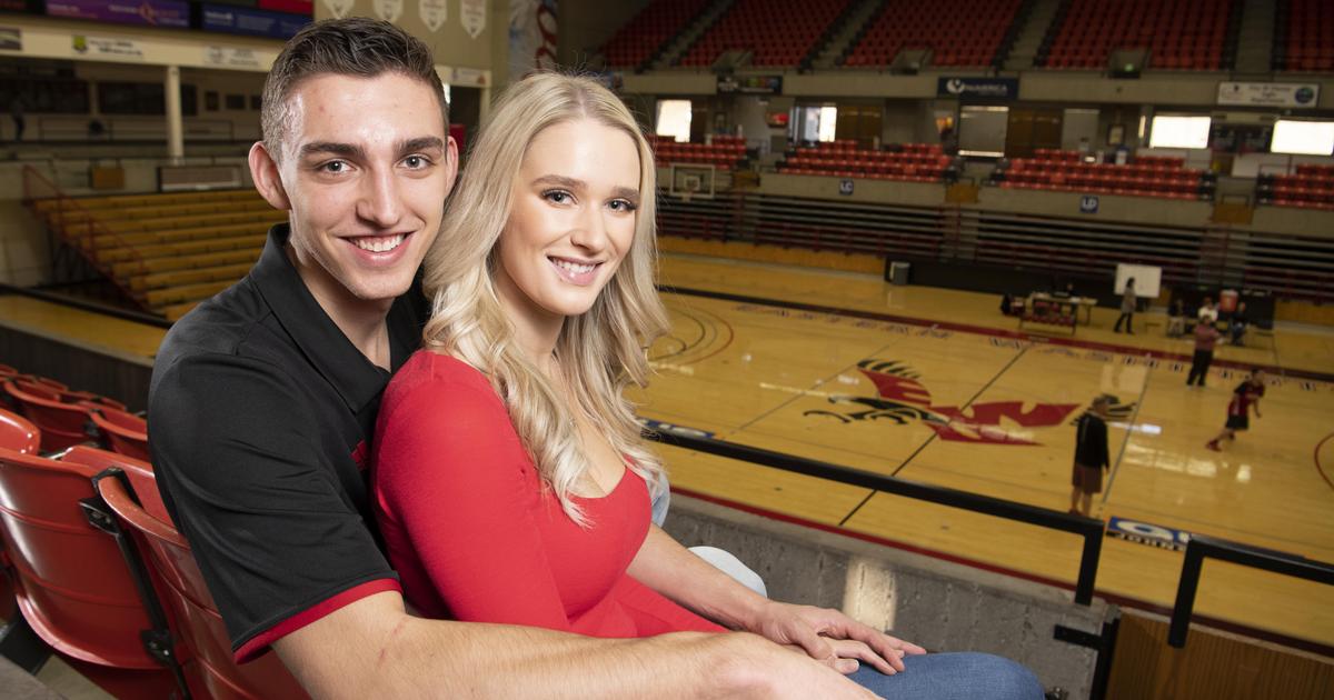 Following their hearts: Eastern Washington forward Mason Peatling ...