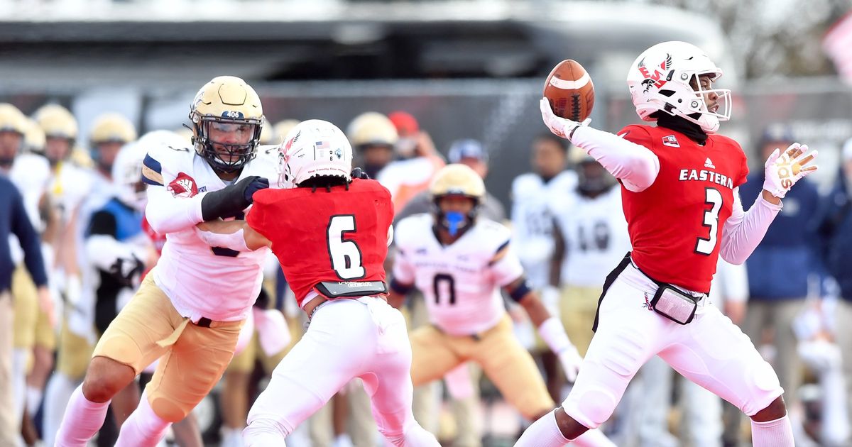 Back-to-back: Eastern Washington quarterback Eric Barriere repeats as ...