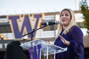 Commentary: Why departed AD Jen Cohen deserves an ovation for her time ...