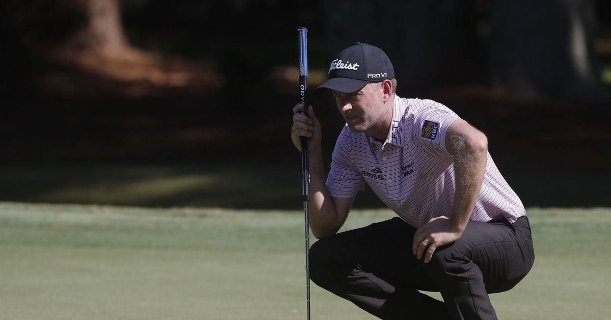 Webb Simpson, Bryson DeChambeau contend at Hilton Head in different ways