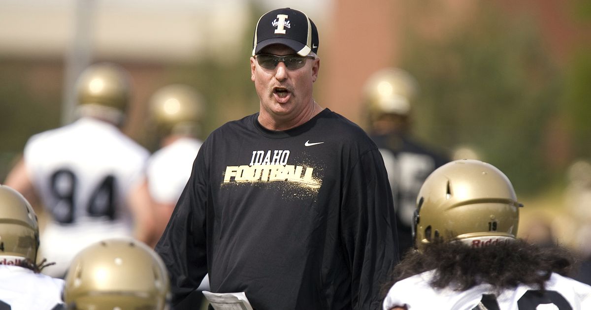 Idaho's Akey wants to talk football | The Spokesman-Review