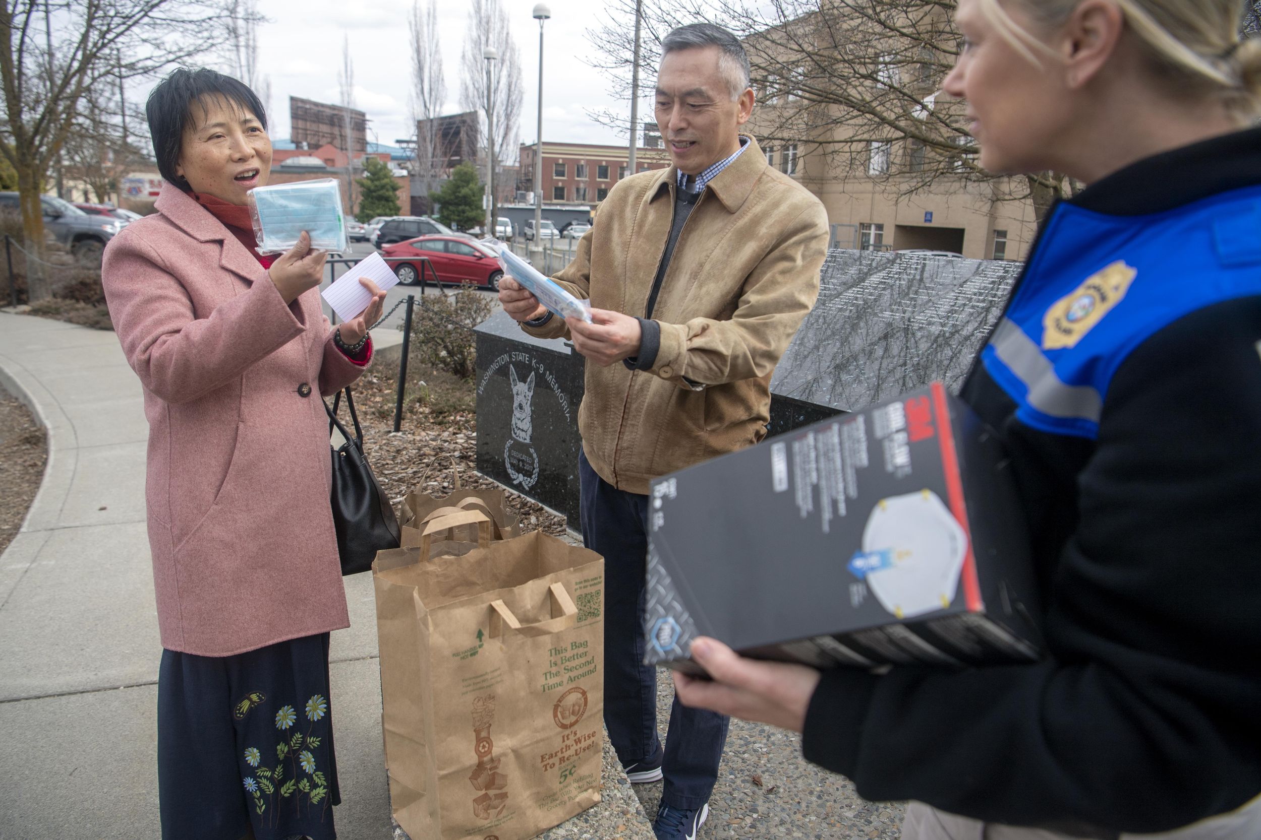 More than 400 masks donated to police department by Spokane Chinese ...