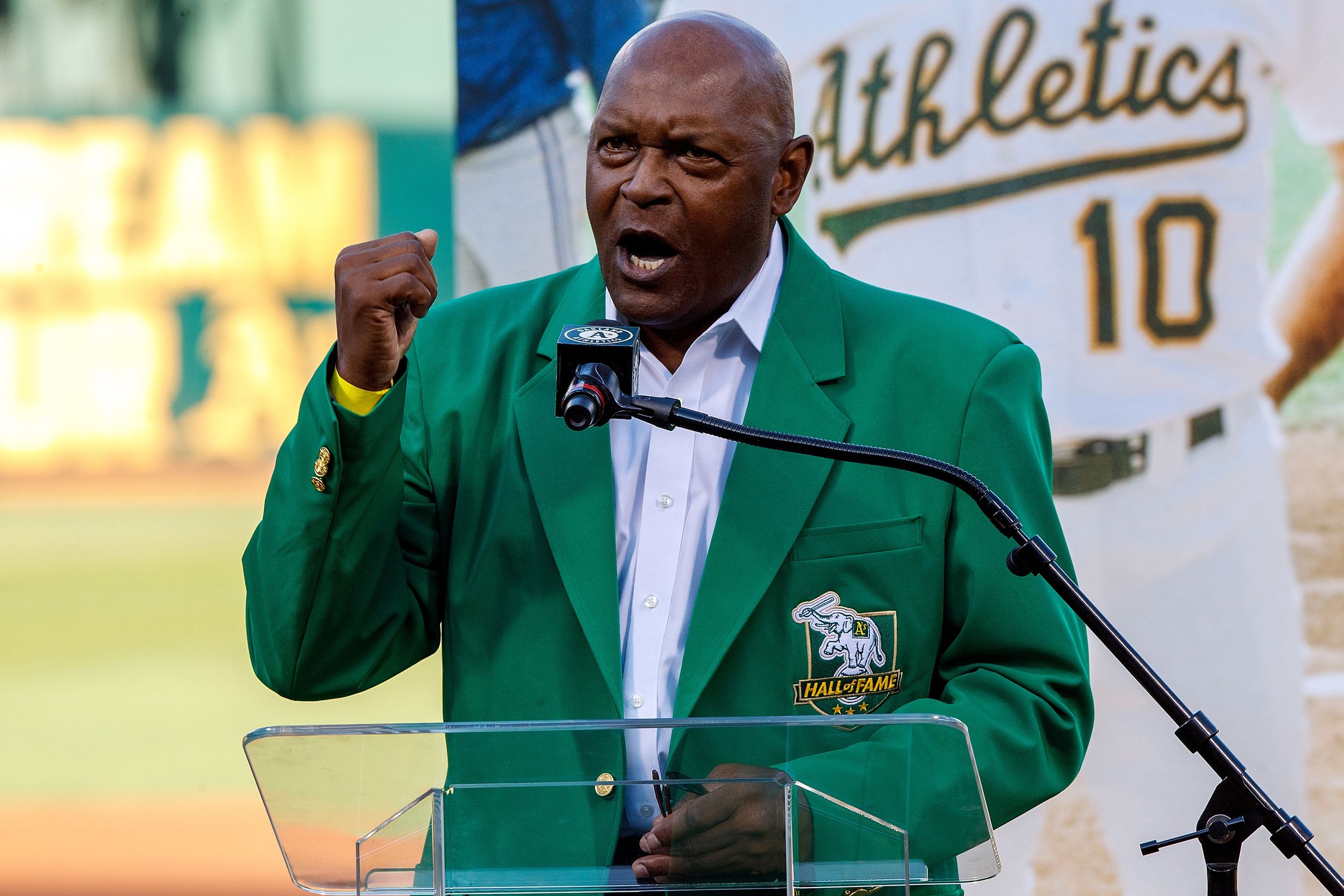Vida Blue, legendary Oakland A's ace in the '70s, dies at 73