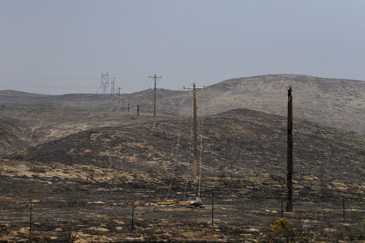 Cold Springs Fire and Pearl Hill Fire rip through Bridgeport - Sept. 8 ...