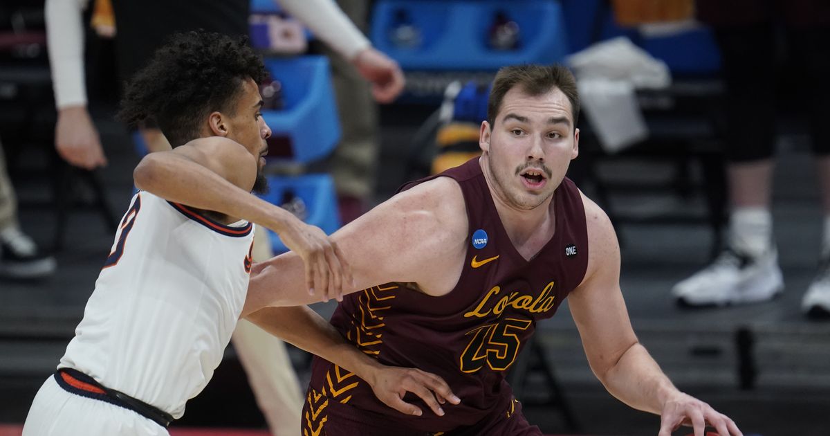 Commentary: Loyola is Cinderella no more. After a convincing 71-58 ...