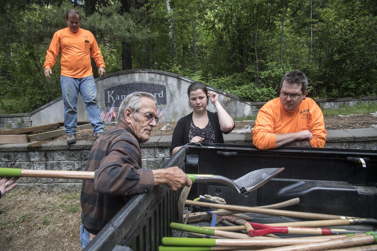 Ken Kannegaard grave digging ceremony - June 10, 2017 | The Spokesman ...