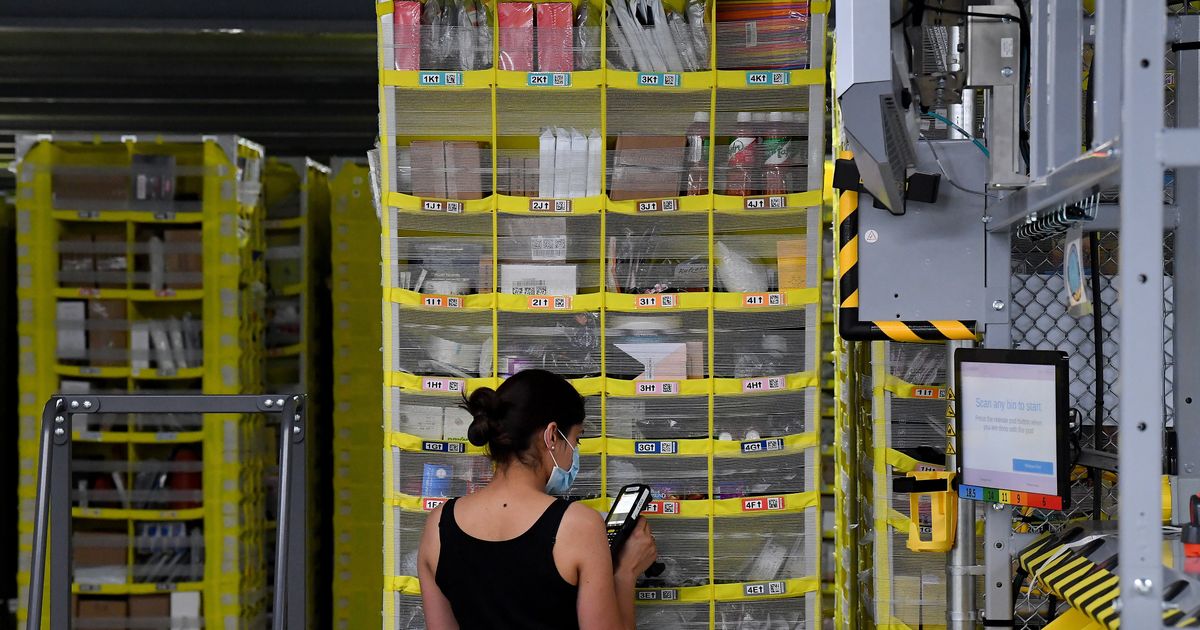 Amazon plans to hire 150,000 workers nationally, 700 in Spokane area ...