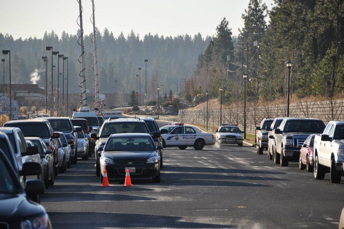 Spokane Police Swat Standoff Dec 2 2011 The Spokesman Review