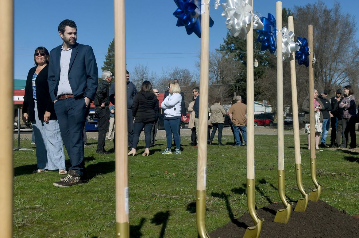 After years of waiting, district breaks ground on new Spokane Valley ...