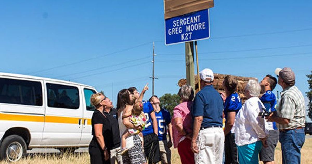 Honoring Sgt. Moore, Trooper Huff