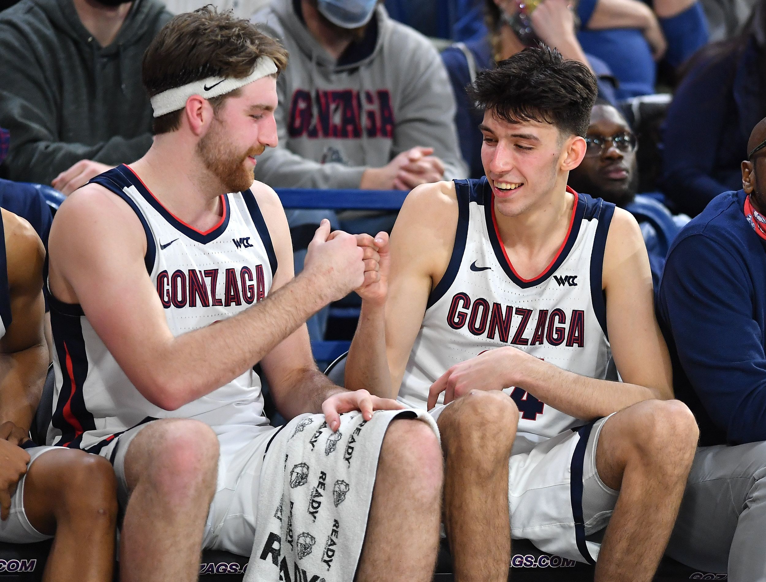 Gonzagas Drew Timme Chet Holmgren Named Second Team All Americans By The Sporting News The