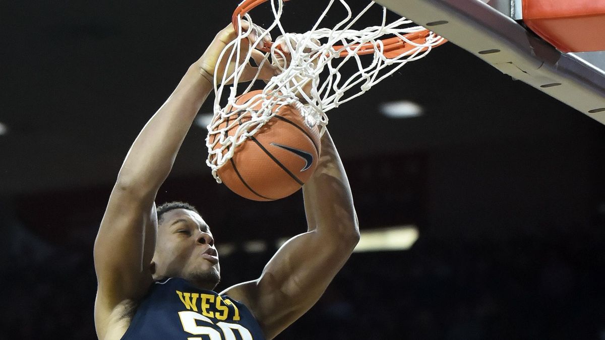 Top 25: West Virginia survives Trae Young’s 32 points to beat Oklahoma ...