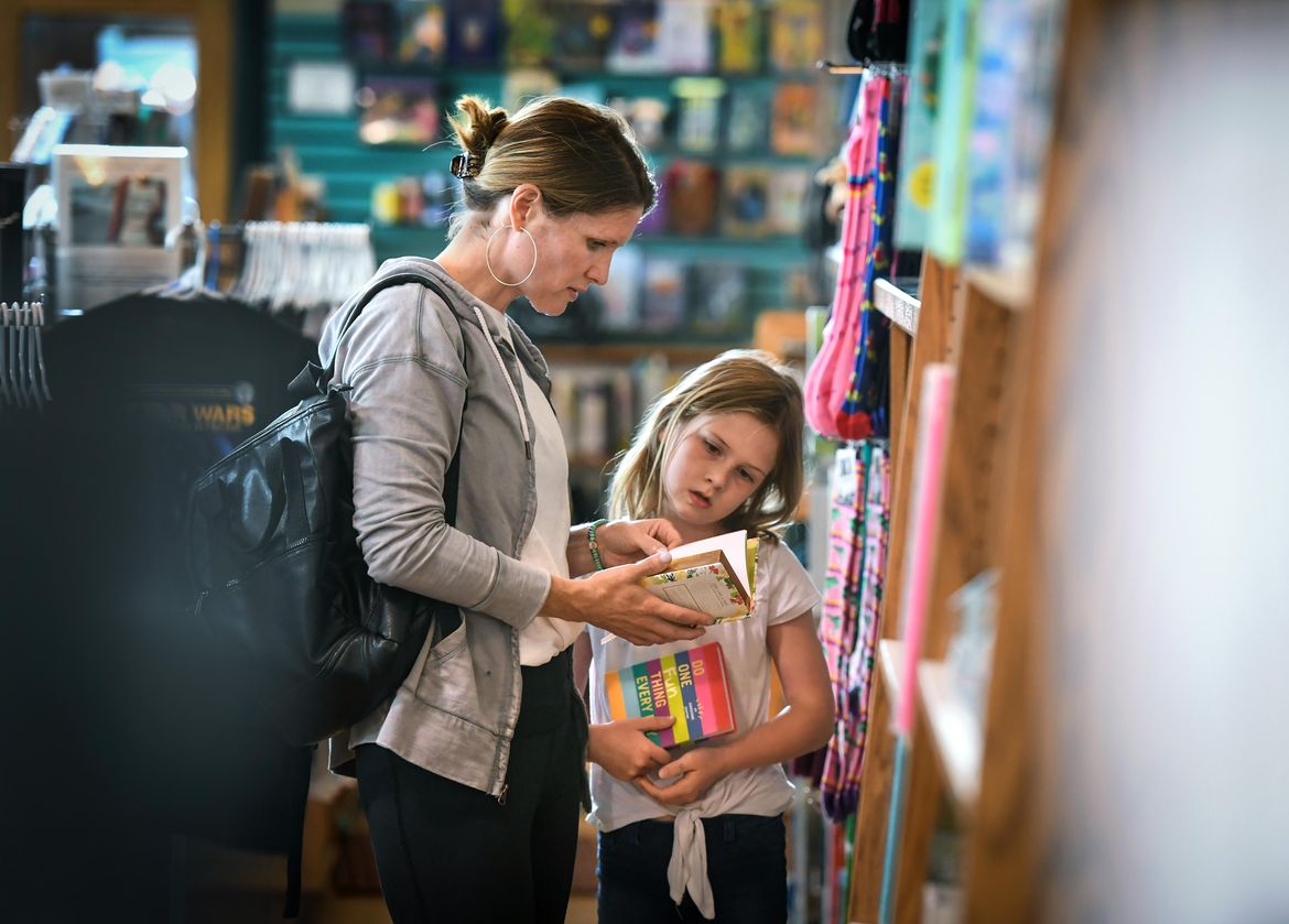 As big chain bookstores struggle, independent booksellers in Spokane ...