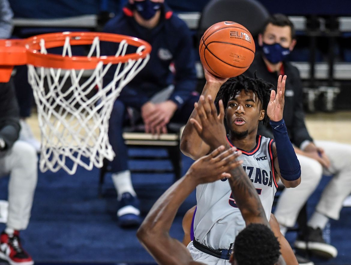 Gonzaga guard Dominick Harris slowed by injury