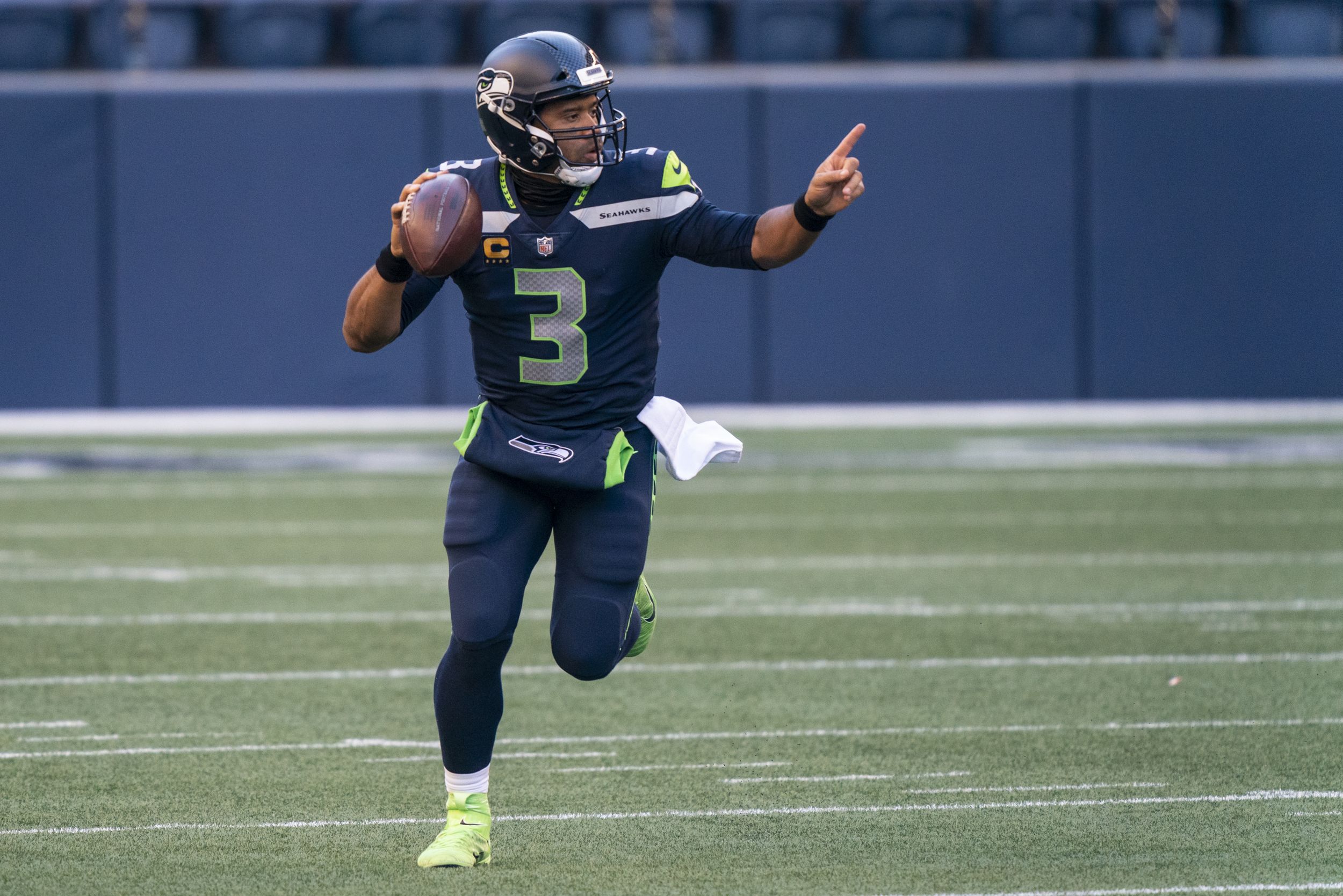 NFL midseason awards: Russell Wilson for MVP, plus Super Bowl favorites