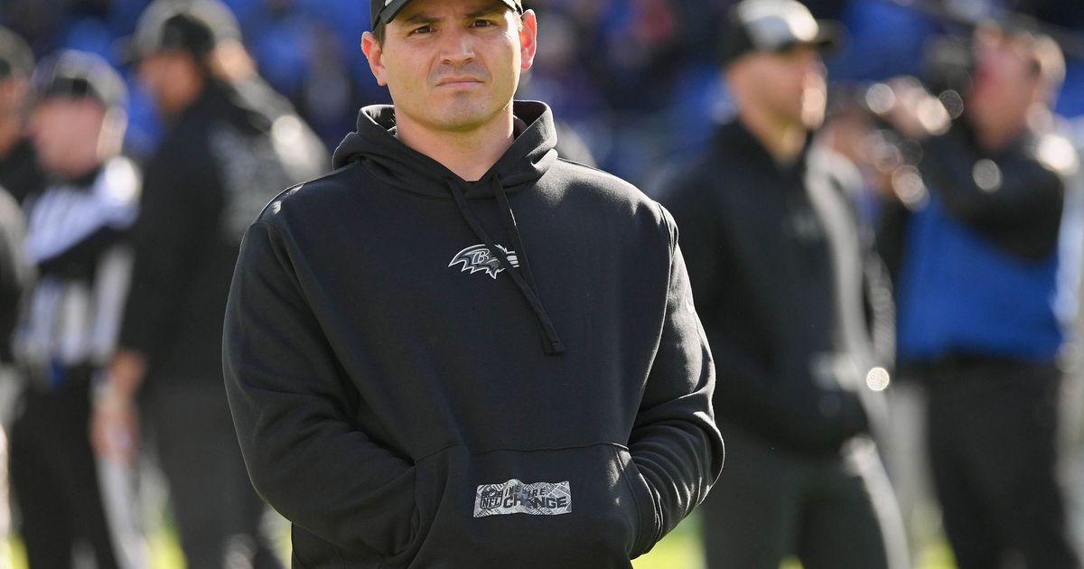 Seahawks to hire Mike Macdonald as coach to replace Pete Carroll