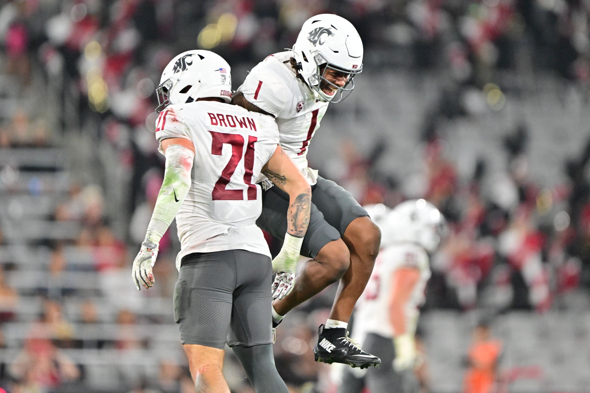 WSU climbs two spots to No. 20 in new AP Top 25 ahead of first round of ...