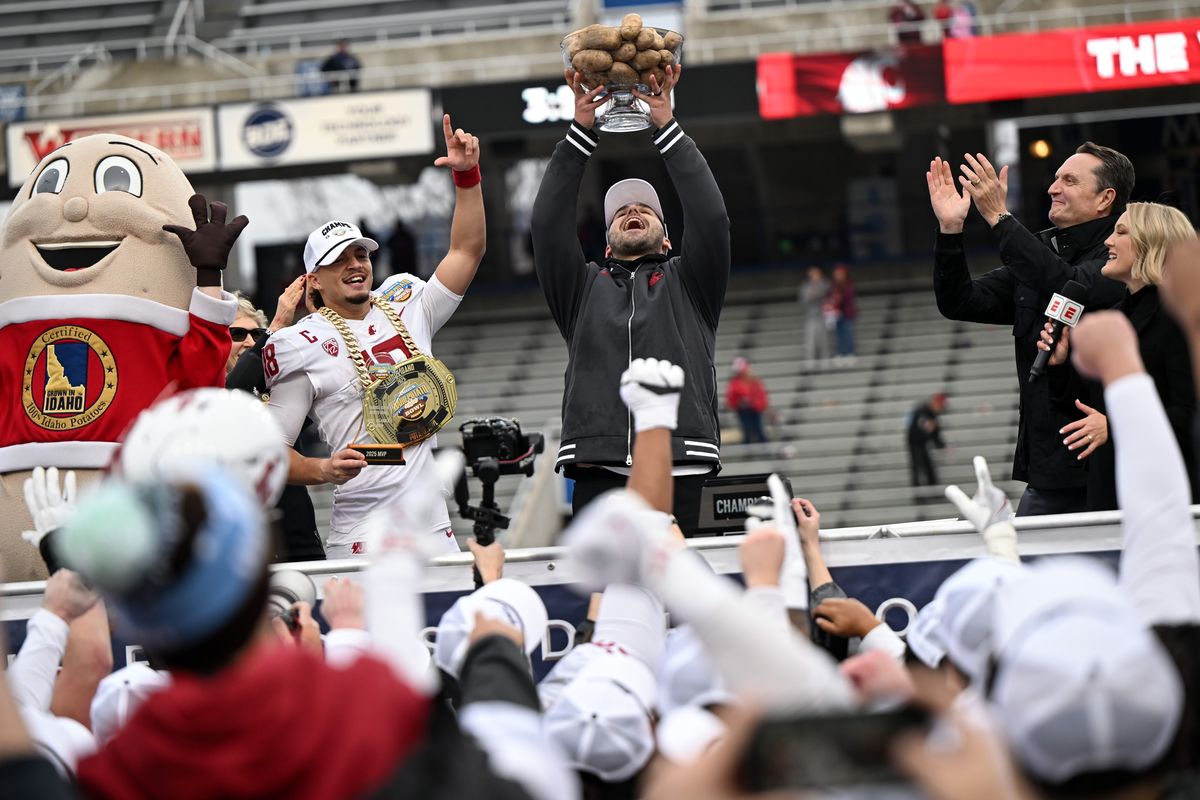 Washington State cooks up impressive Potato Bowl win over Utah State 34-21