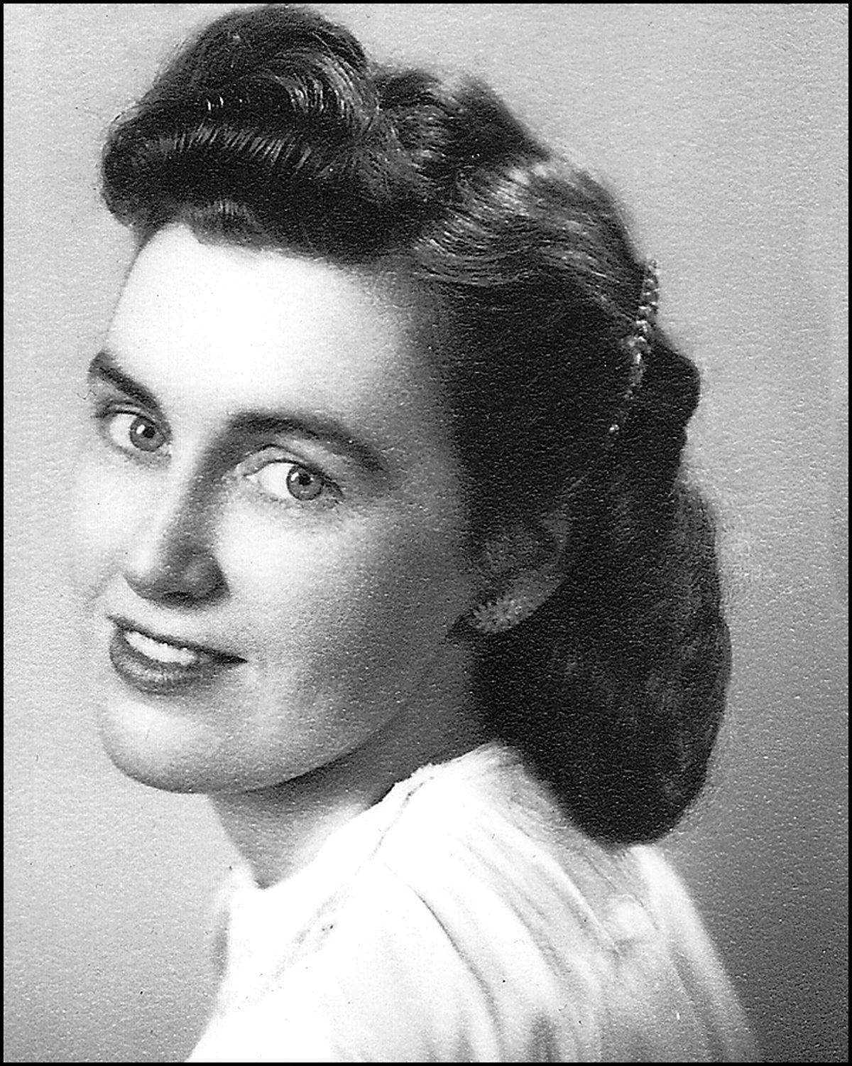 Obituary: Hurst, Mary