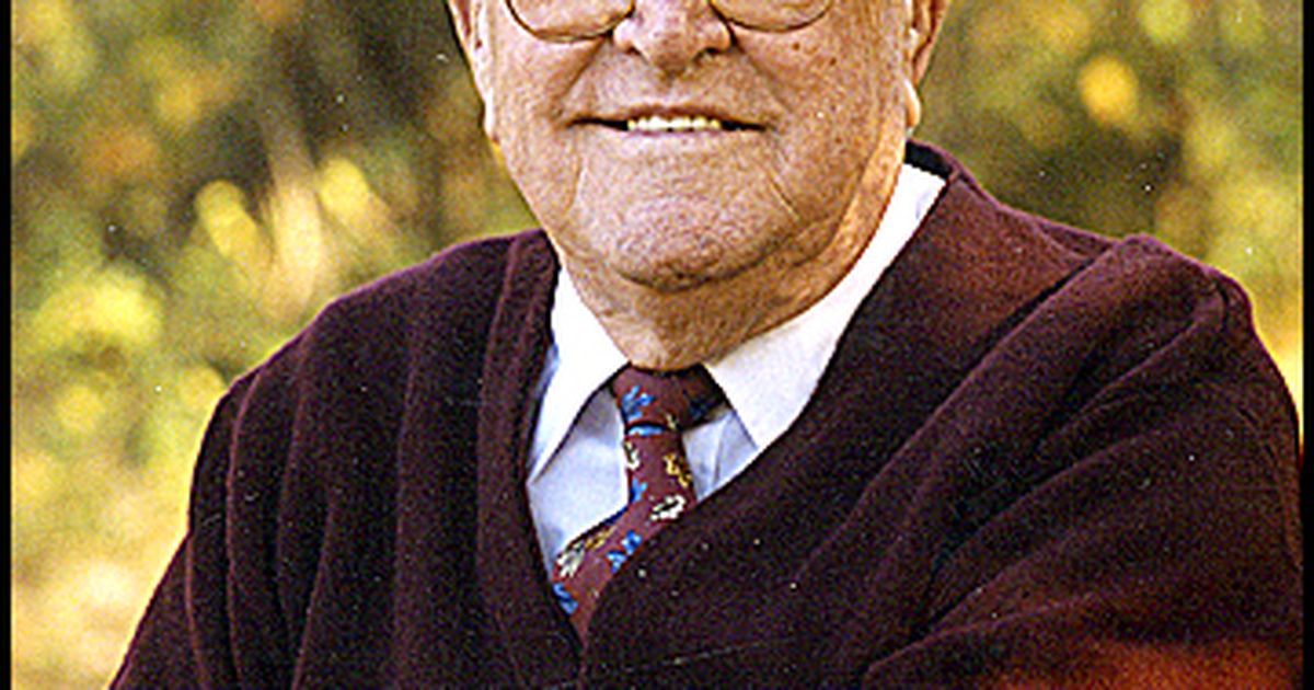Obituary: Preston, Leonard H.